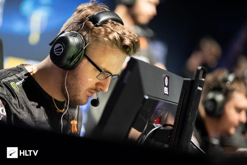 Smooya became a free agent – Blog Lis-skins